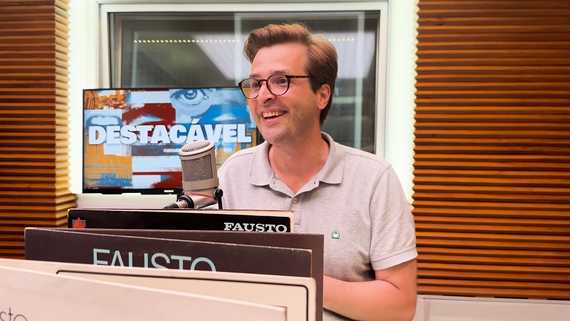 Luís de Freitas Branco recorda a obra de Fausto | Antena 1 - RTP