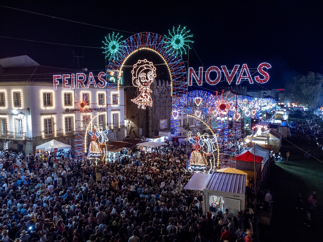 Feiras Novas, artesanato e a história de um pedagogo | Antena 1 - RTP