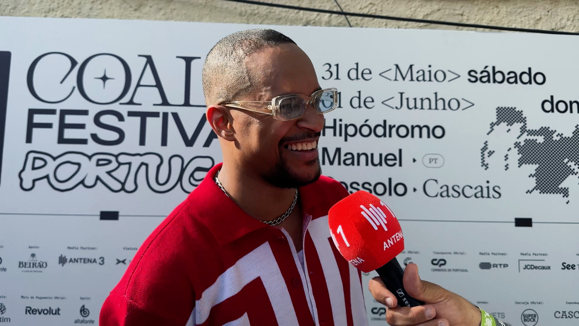 Djodje serviu uma "cachupa" musical no Coala | RTP Antena 1
